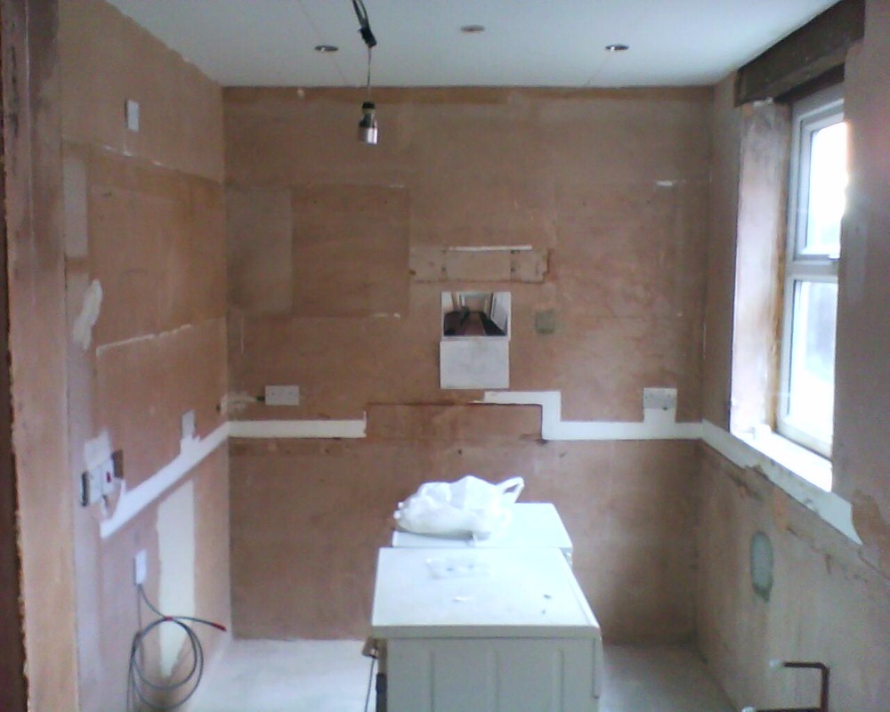 Kitchen Plaster - plasterboard, skim walls and ceiling - Plastering job ...